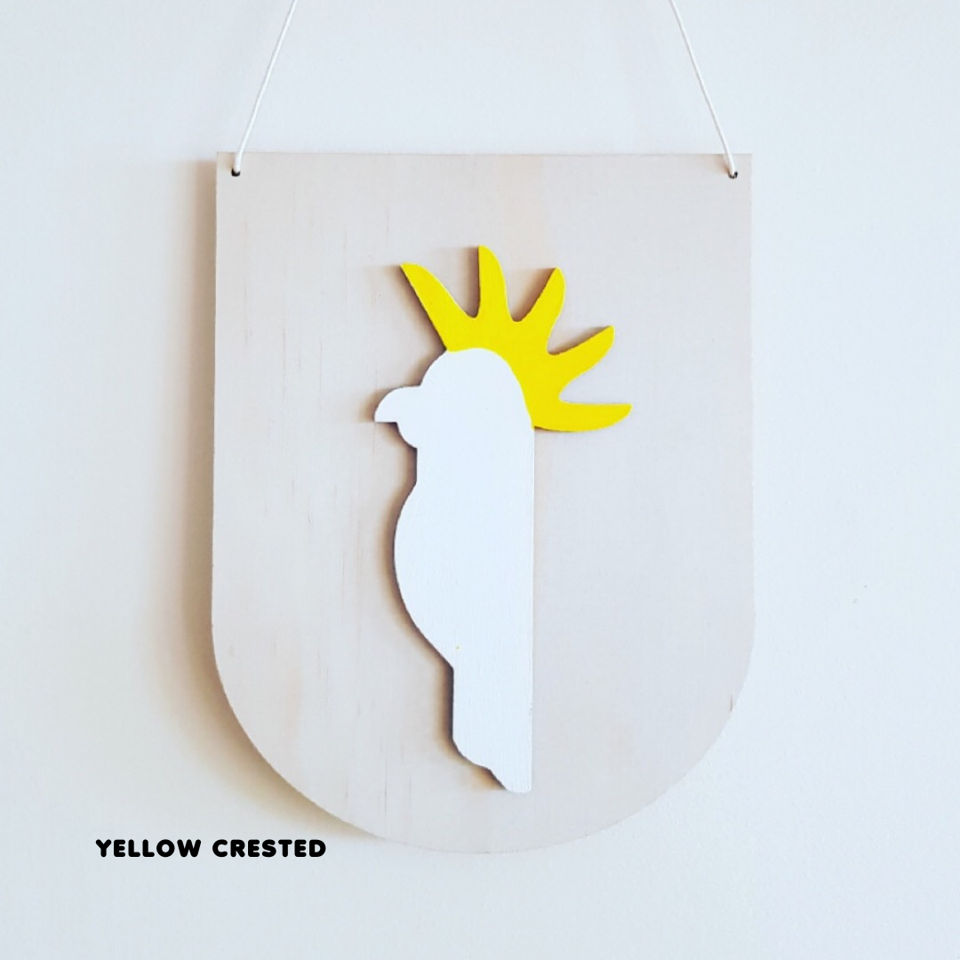 Cockatoo Wall Sign – Australian-Themed Kids’ Room Decor – knobbly.